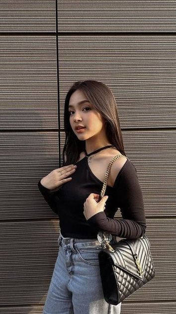 Potret Eca Aura, Anak Konglomerat yang Ingin Jadi IRT