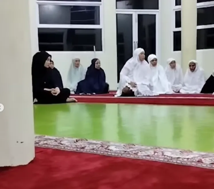 Viral Sepasang Mahasiswa Unand Padang Kepergok Mesum di Masjid, Ngaku Sudah 3 Kali Berbuat Tak ...
