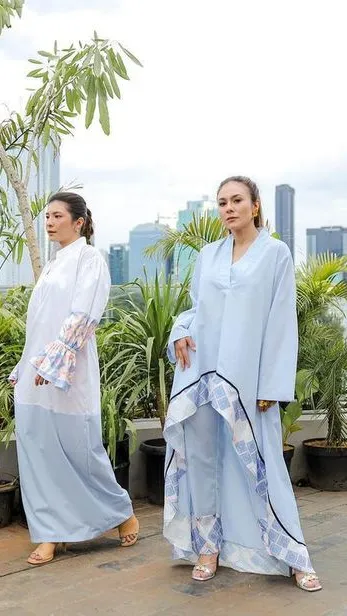 Intip Potret Kekompakan Wulan Guritno dan Sang Putri Shalom Razade Saat ... Intip Potret Kekompakan Wulan Guritno dan Sang Putri Shalom Razade Saat ...