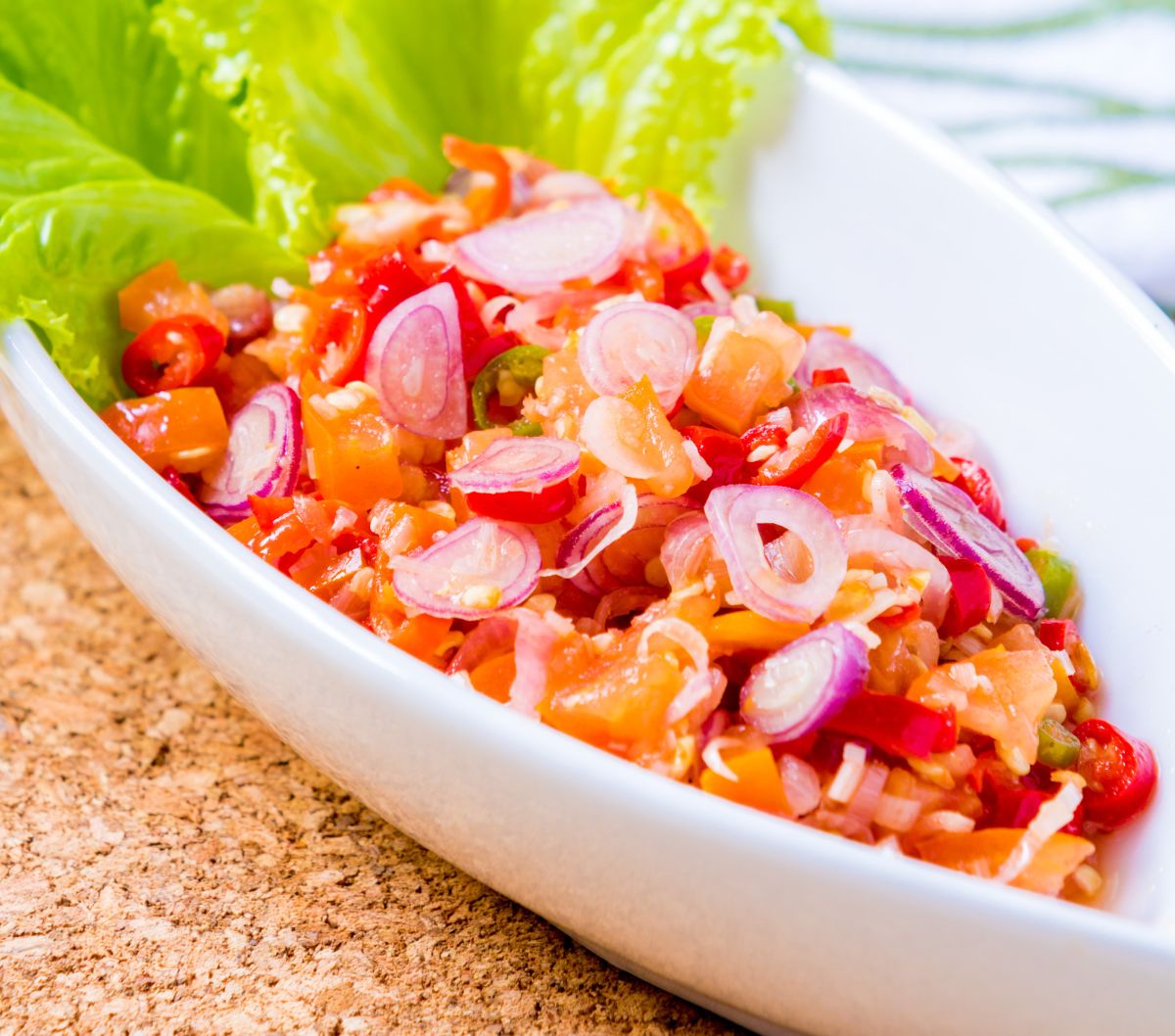 Resep Ayam Suwir Sambal Dabu-Dabu Chef Ocit, Asam Pedas Bikin Ketagihan | Dream.co.id