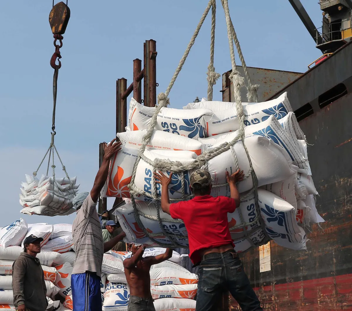 Ekspor Produk Indonesia Turun di November 2023, Nilainya USD 22 Miliar