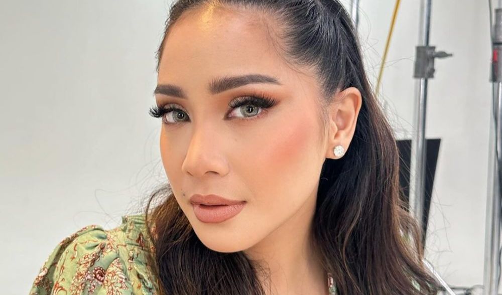 Deretan Artis Dimakeover Tasya Farasya, Nagita Slavina Mirip Gigi Hadid, Pangling Abis! | Dream ...