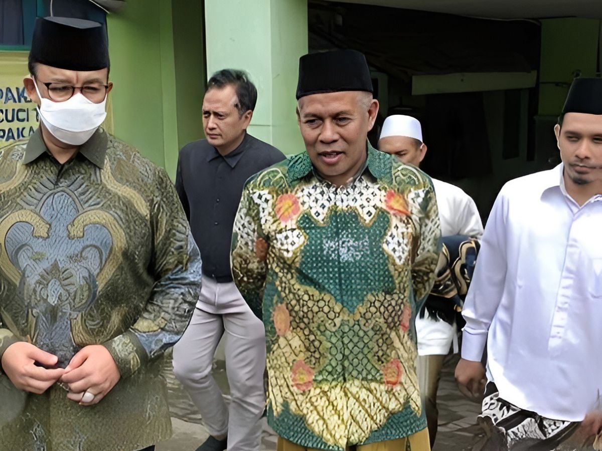 Profil KH Marzuki Mustamar yang Dicopot dari Ketua PWNU Jatim Profil KH Marzuki Mustamar yang Dicopot dari Ketua PWNU Jatim