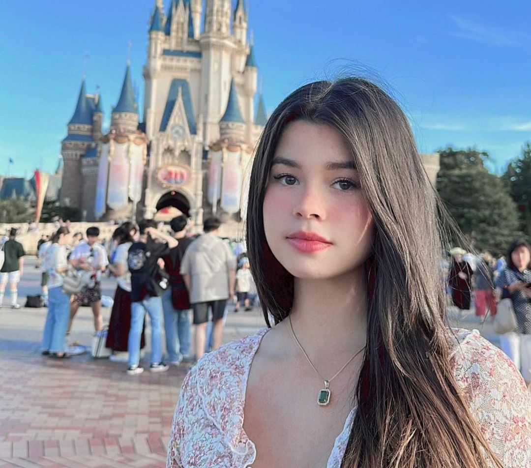 5 Potret Cantik Maria Theodore, Sudah 3 Tahun Menjalin Asmara dengan ...