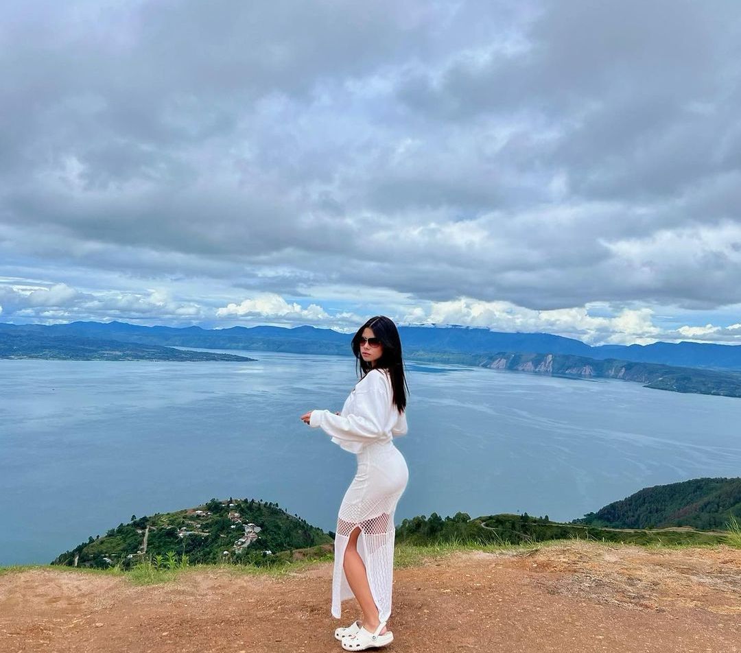 5 Potret Cantik Maria Theodore, Sudah 3 Tahun Menjalin Asmara dengan ...