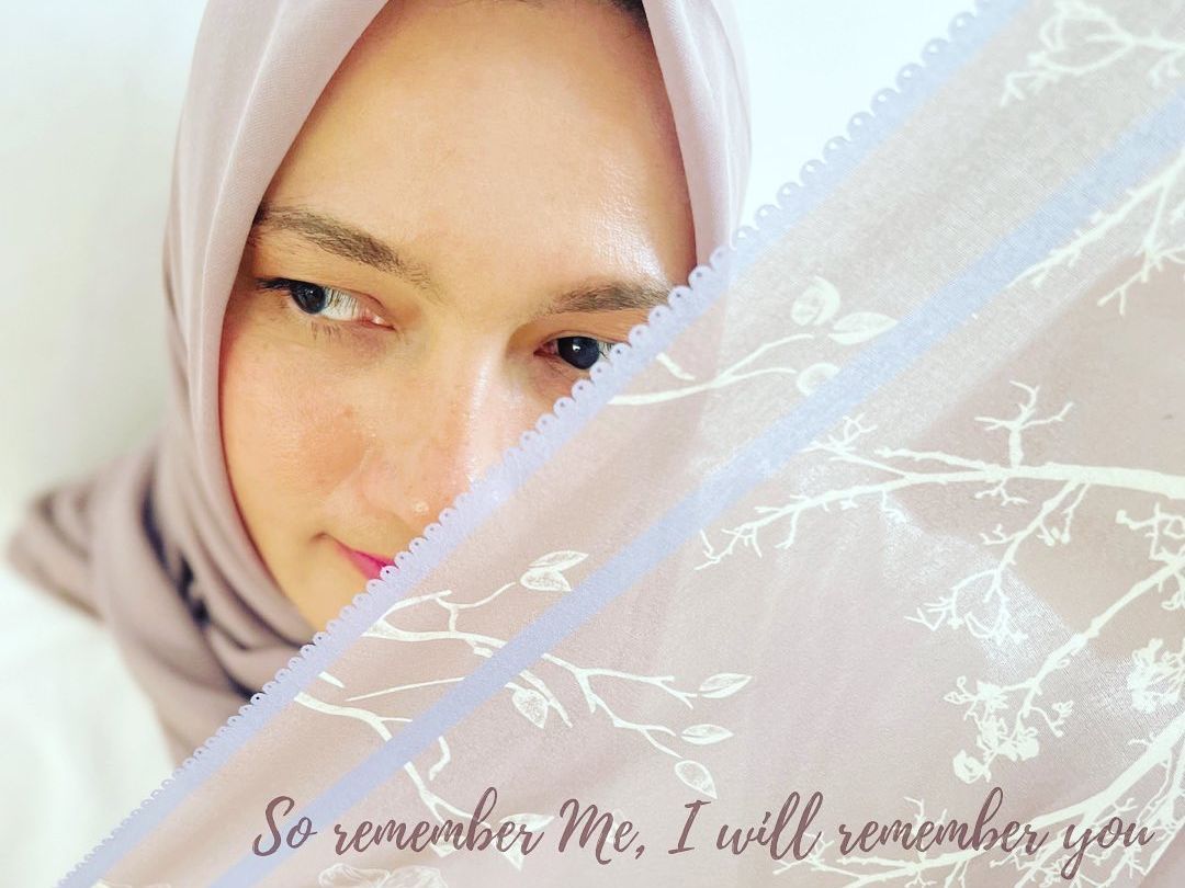 Potret Sarah Amalia Eks Istri Ariel Noah, Kini Kenakan Hijab Makin ...