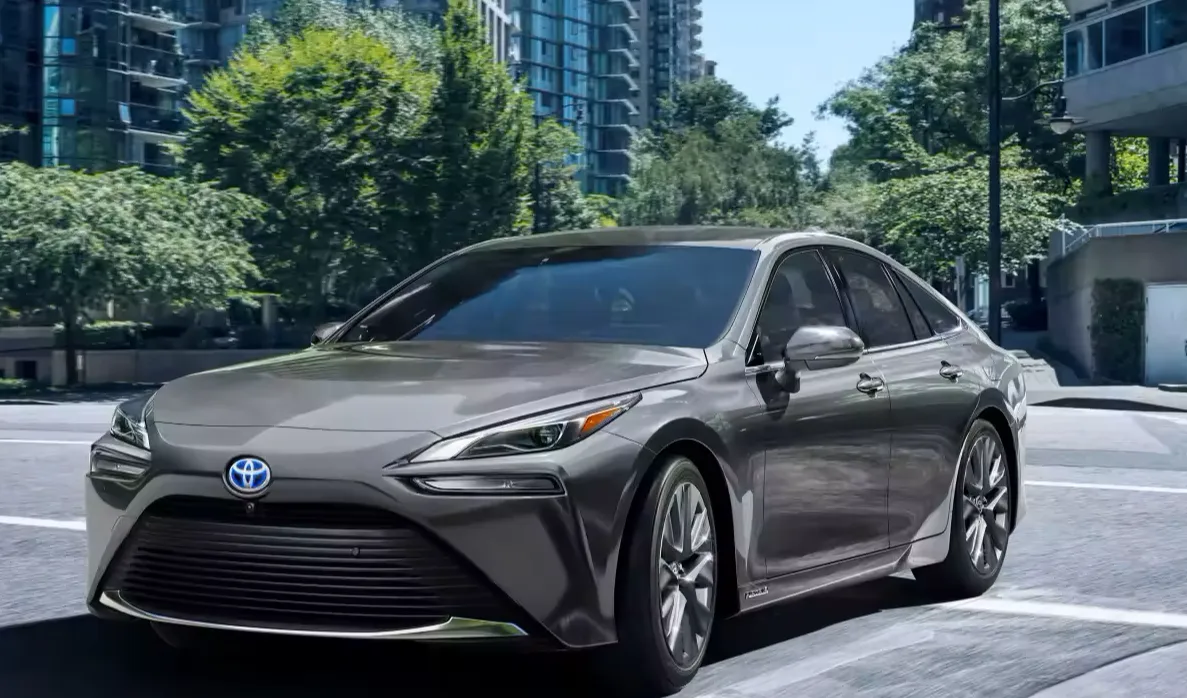 Tren Mobil Listrik di Dunia, Simak Sejarah dan Ragam Teknologinya!