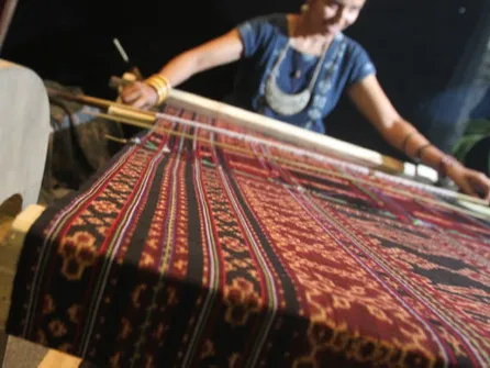 Kain Tradisional dari Penjuru Nusantara