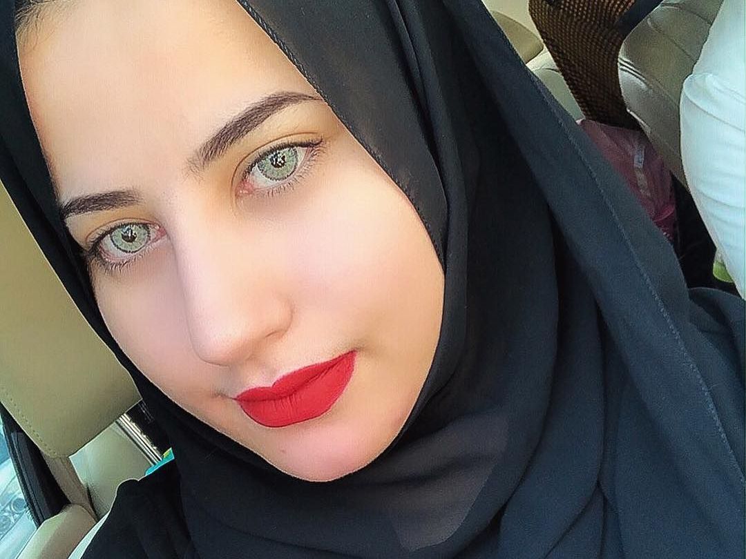 Sedang Terlibat Kontroversi, Ini Potret Tasyi Athasyia dari Dulu hingga ...