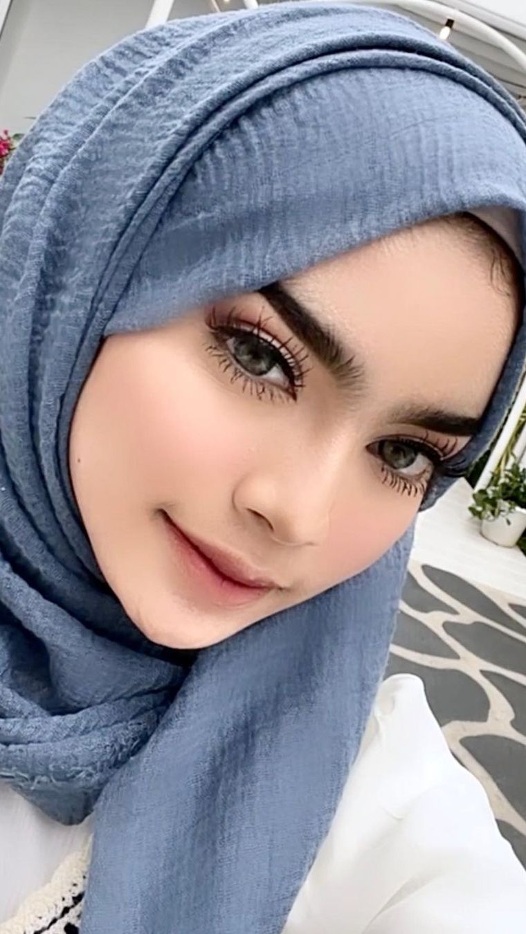 Mengenal Sosok Indyrach, YouTuber Cantik yang Jadi Sorotan