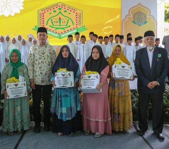 Penuh Kehangatan, Potret Musa Rajekshah Resmikan Gedung Yayasan ...