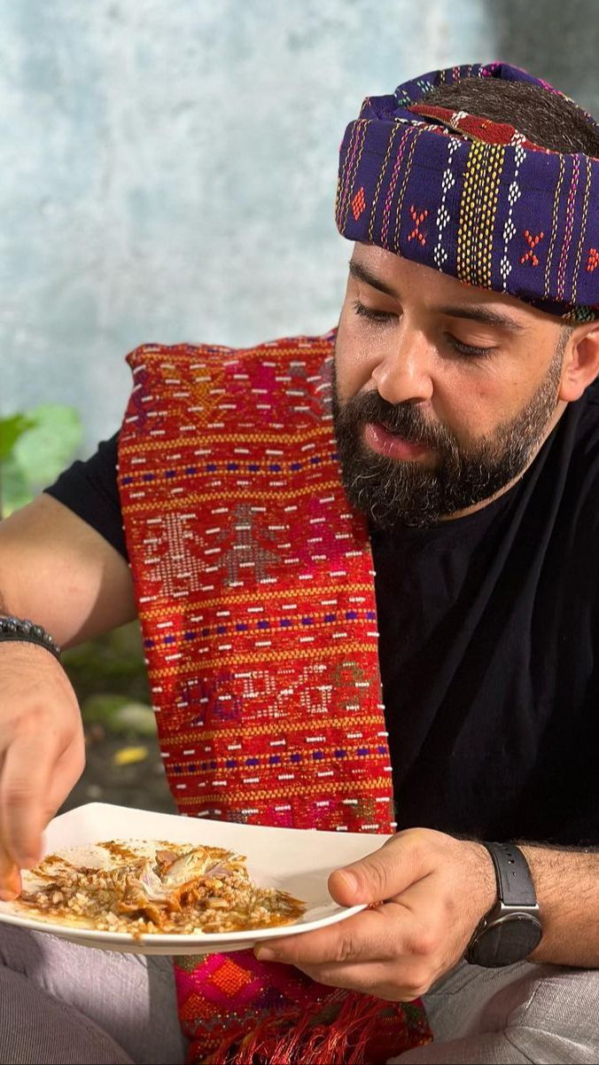 Jatuh Cinta Dengan Masakan Batak, Intip Chef Qatar Hassan Al Ibrahim Mampir ke Kota Medan