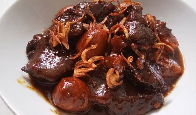Cara Membuat Semur Daging Sapi Mudah, Berikut Resepnya