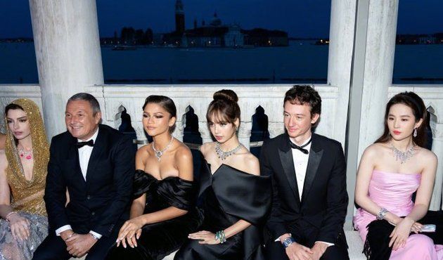 Lisa Blackpink Tepergok Kencan dengan Frederic Arnault