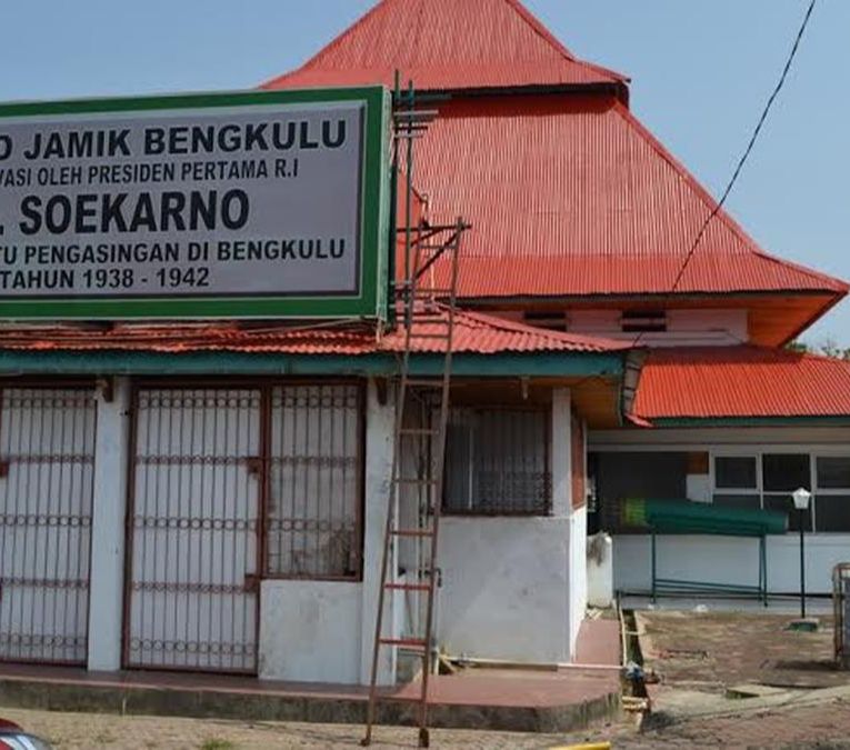 Sejarah Masjid Jamik, Dirancang Bung Karno saat Diasingkan di Bengkulu