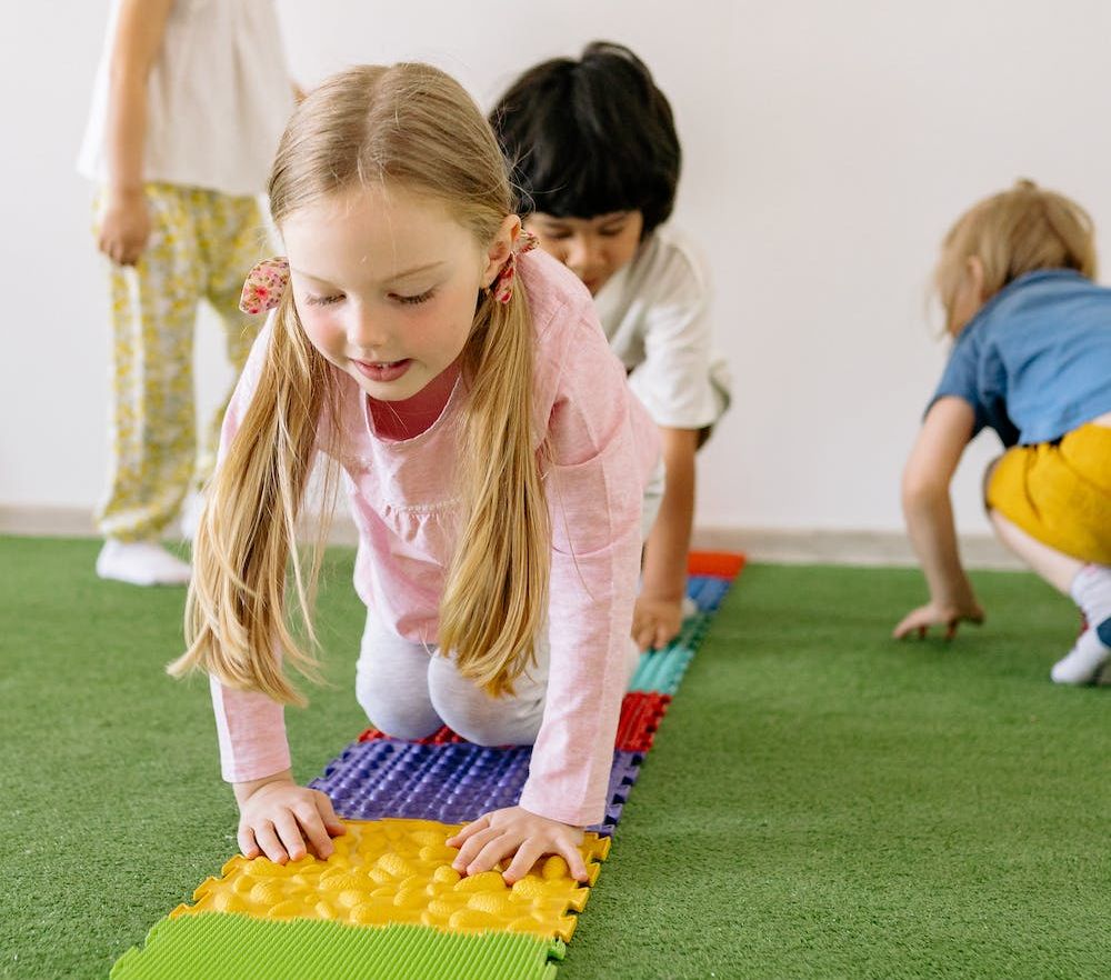 6 Ide Sensory Play Dengan Bahan yang Simpel, Aman dan Bisa Dimakan ...