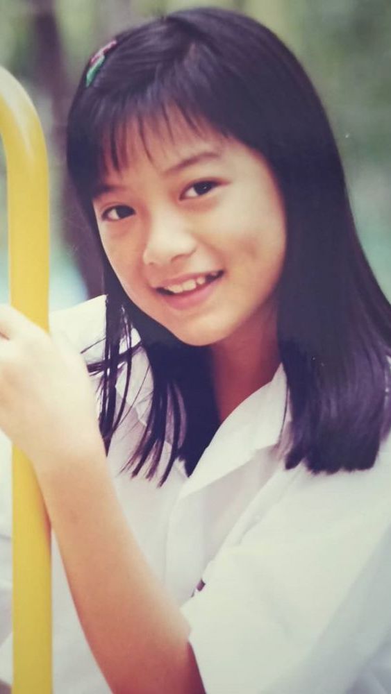 Biasa Tampil Tomboi hingga Kini Kenakan Gaun, Intip Potret Transformasi ...