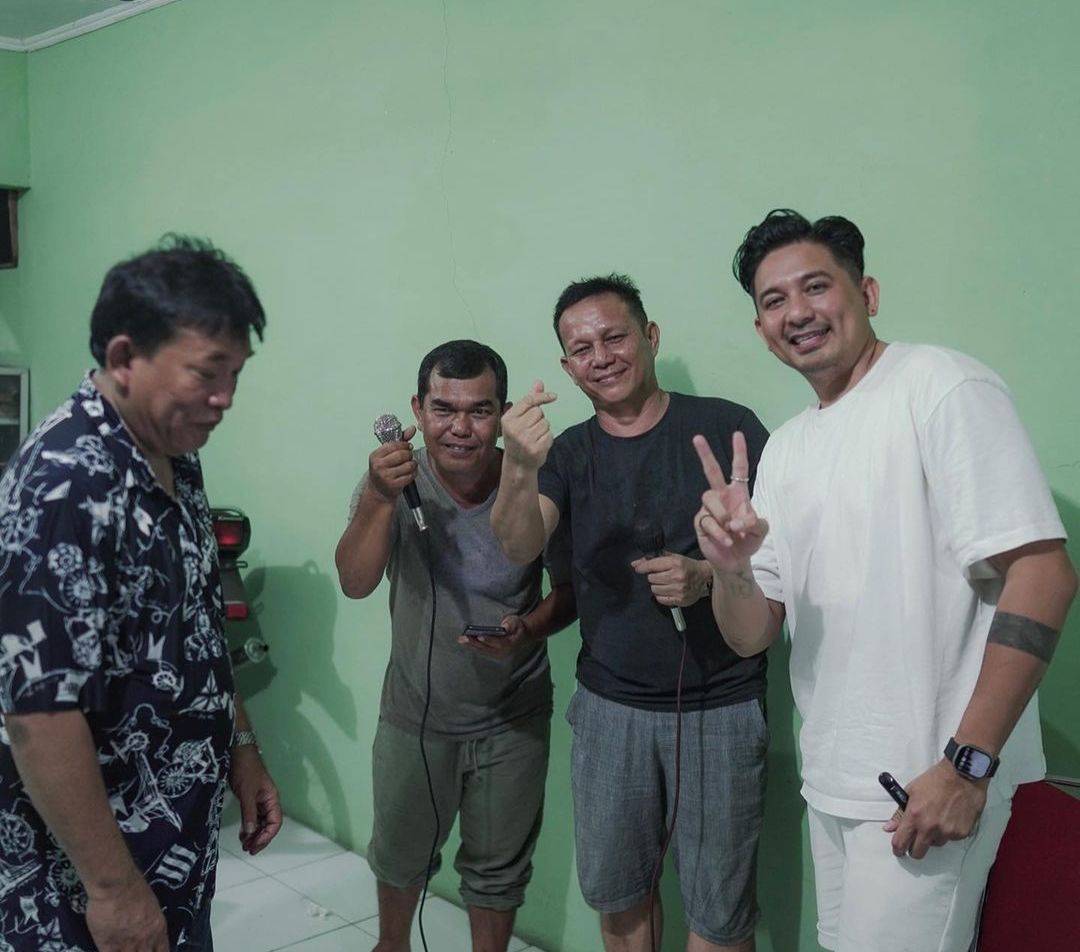 Ryan Delon Ajak Keluarga Mudik ke Medan, Sharena: Berasa Disayang ... Ryan Delon Ajak Keluarga Mudik ke Medan, Sharena: Berasa Disayang ...
