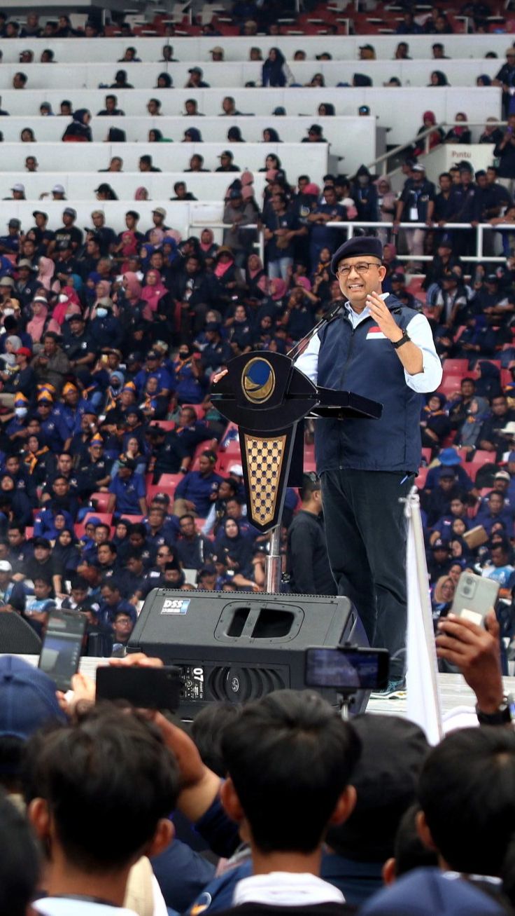 FOTO: Pakai Baret, Pidato 'Berapi-Api' Anies Baswedan Membakar Semangat ... FOTO: Pakai Baret, Pidato 'Berapi-Api' Anies Baswedan Membakar Semangat ...
