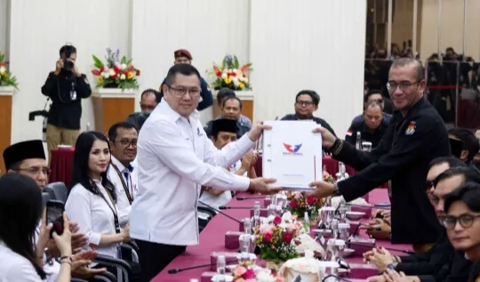Hary Tanoesoedibjo Ajarkan 300 Juru Kampanye Cara 'Jualan' Ganjar ...