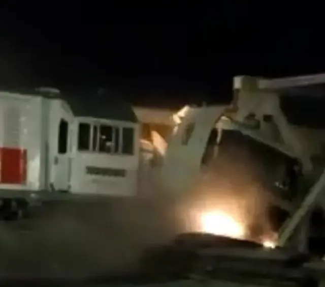 Hati-Hati, Tak Patuh Menerobos Palang Pintu Kereta di Perlintasan Sebidang Bisa Kena Sanksi ...