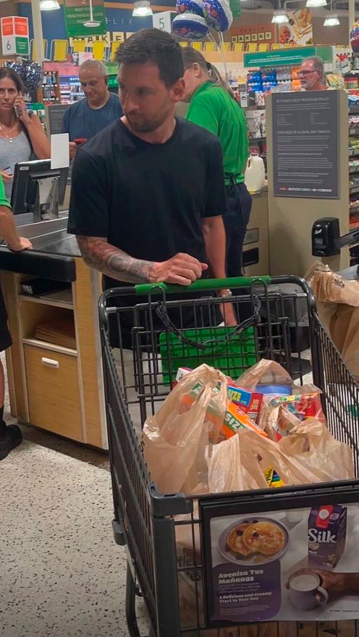 Lionel Messi Spotted Casually Shopping In Miami With His Family ...