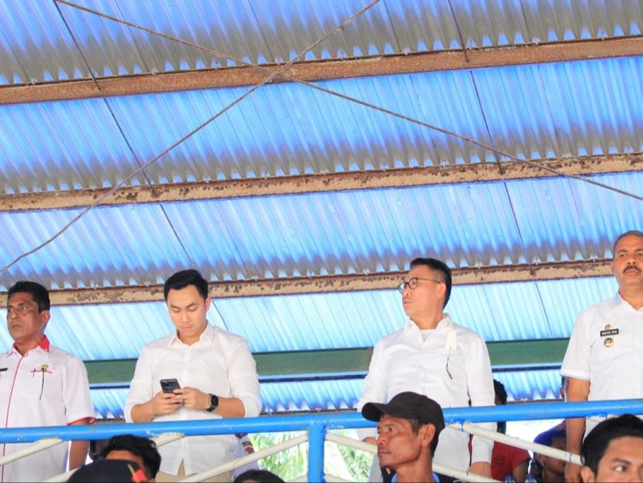 Gebrakan Stevano Adranacus, Anak Politikus PDIP Herman Hery di NTT ...