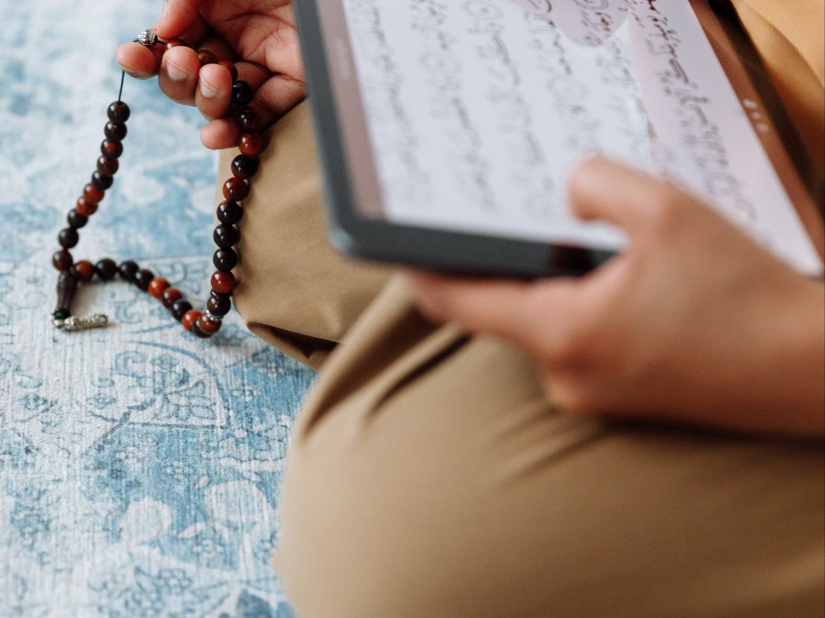 Doa Biar Hati Tenang dan Artinya, Perlu Diamalkan