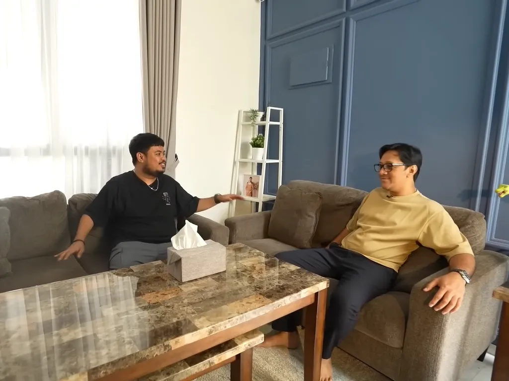 Adem dan Asri, Begini Potret Rumah Mewah Komika Rigen Hasil dari Kerja ...