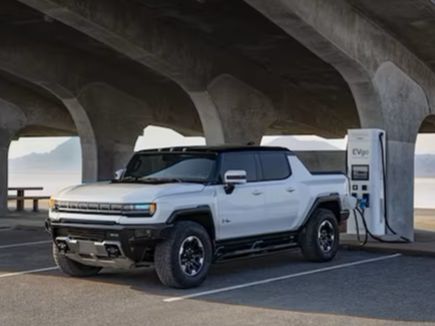 10 Mobil Listrik Paling Jauh Jarak Tempuhnya di Dunia, Beberapa Model ...