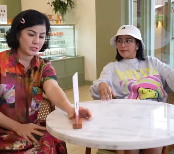 Potret Kafe 'Mamitoko' Milik Desiree Tarigan, Tempatnya Mungil tapi Estetik