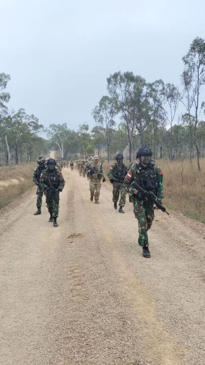 Prajurit Kostrad TNI Bersama Pasukan Elite AS & German Beraksi, Cepat ...