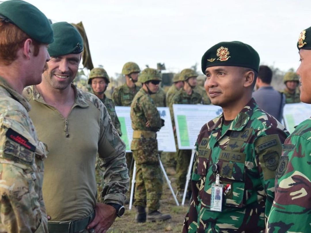 Prajurit Kostrad TNI Bersama Pasukan Elite AS & German Beraksi, Cepat ...