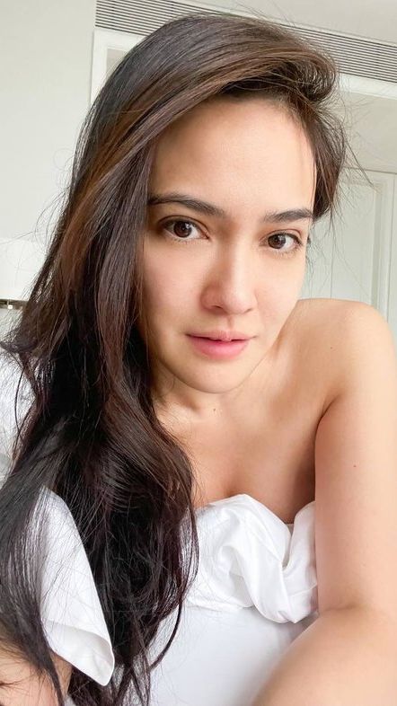 Tampil Cantik saat Cosplay Jadi Barbie, Intip Potret Terbaru Shandy Aulia yang Curi Perhatian