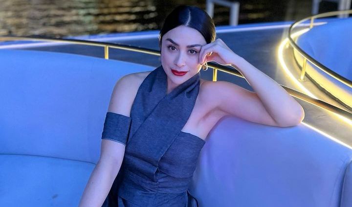 Selvy Kity Foto 'Mesra' sama Ariel Noah jadi Sorotan, Sang Biduan: Jangan Pada Ribut Udah Izin Kok