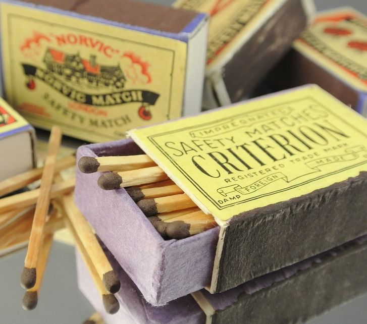 Kisah "Budak Pembawa Cahaya", Pembuat Korek Api Pertama di Dunia