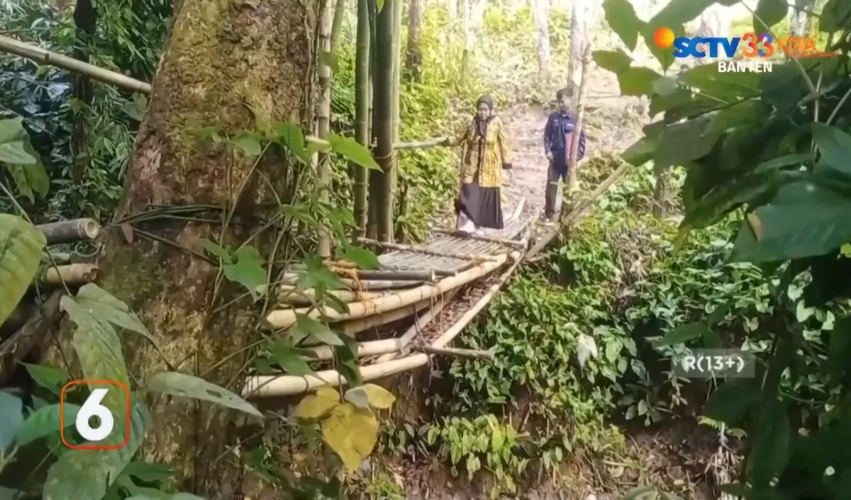 Guru di Pelosok Lebak Ini 30 Tahun Jalan Kaki untuk Mengajar, Pernah ...