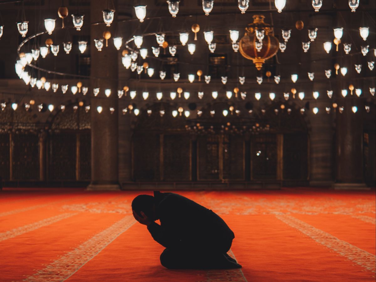 Bacaan Sholat Tahajud dan Witir, Lengkap Beserta Tata Caranya