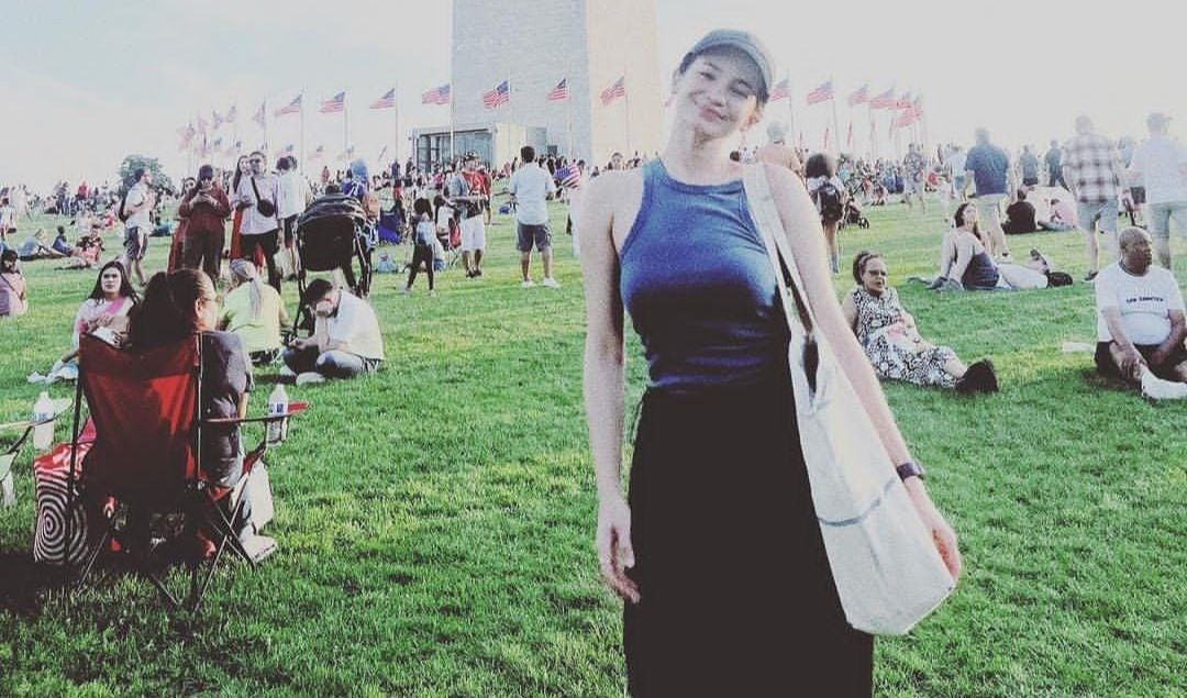 Menetap di Amerika Serikat Usai Menikah, Ini Potret Terbaru Enzy Storia ...