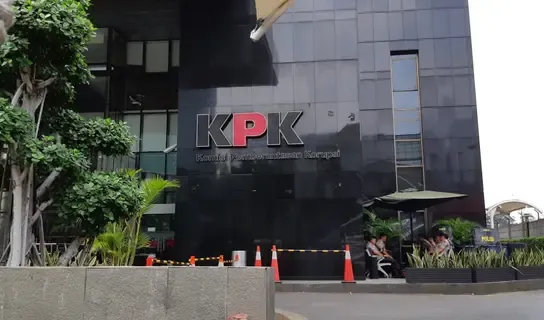 Kisah Brigjen Endar: Dipecat KPK, Dibela Kapolri, Disambut Riuh Pegawai ... Kisah Brigjen Endar: Dipecat KPK, Dibela Kapolri, Disambut Riuh Pegawai ...