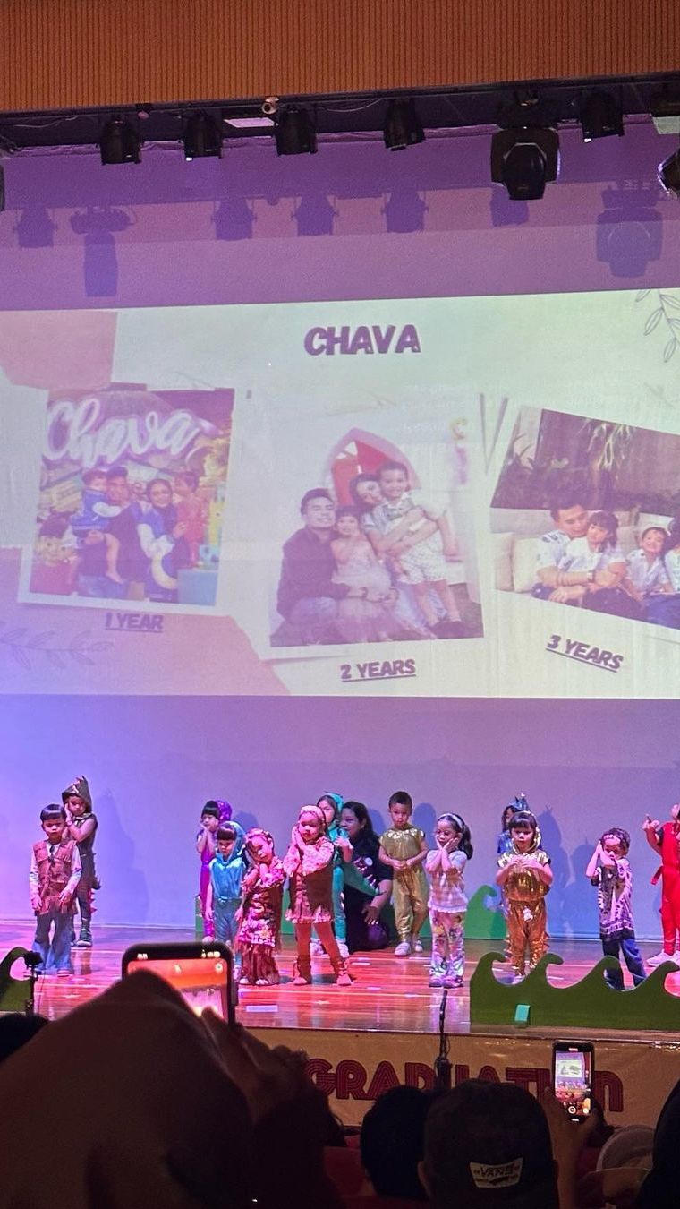 Dihadiri Niko Al Hakim dan Rachel Vennya, Intip Serunya Momen Wisuda Xabiru