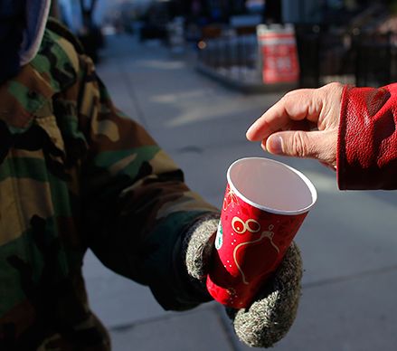 Ini Pengemis Terkaya Di Dunia Kekayaannya Hampir Rp14 Miliar