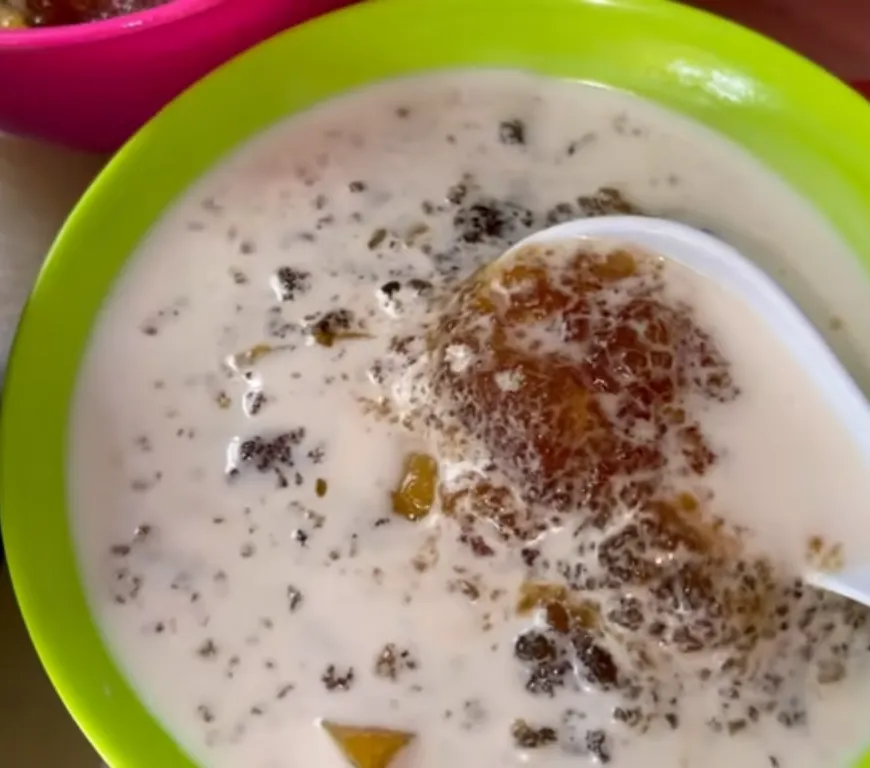 Mengunjungi Warung Gorengan Metal, Kuliner Hidden Gem di Medan Sejak ...