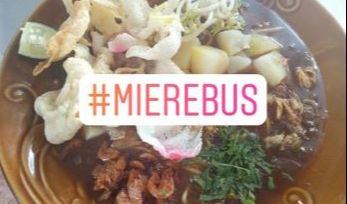 Mengunjungi Warung Gorengan Metal, Kuliner Hidden Gem di Medan Sejak ...