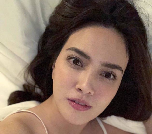 Pose Muka Bantal Tanpa Polesan Makeup Setelah Bangun Tidur, Deretan Potret Shandy Aulia Ini ...