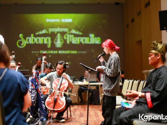 Potret Isyana Sarasvati yang Cantik dengan Busana Merah saat Latihan ...