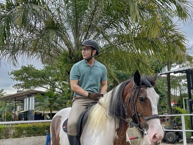 8 Potret Terbaru, John Martin "Pantau" yang Kini Jarang Muncul, Makin ...