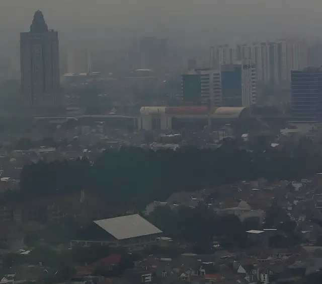 Penjelasan BMKG soal Langit Jakarta Keruh Akibat Polusi Udara Meningkat