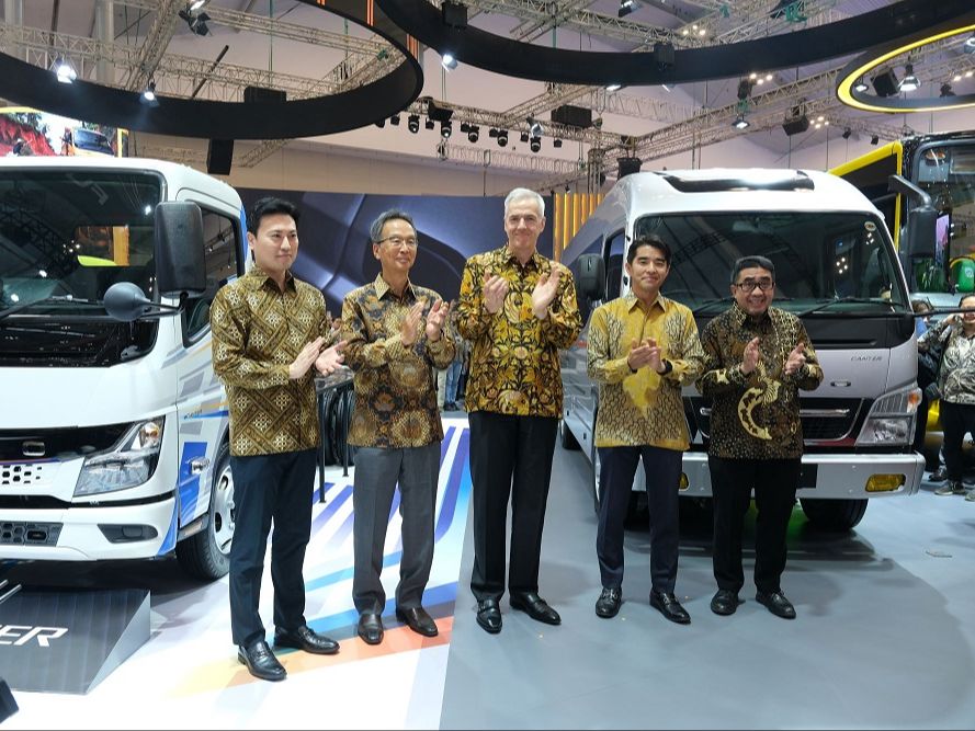Begini Perjalanan Truk Mitsubishi Canter yang Berusia 60 Tahun di Indonesia