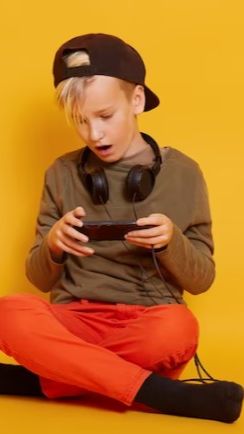 Ampuh, Ini 6 Cara Mengatasi Anak Kecanduan Gadget yang Harus Diketahui Orangtua